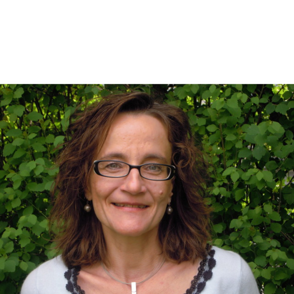 Manuela Lang's Instagram, Twitter & Facebook on IDCrawl