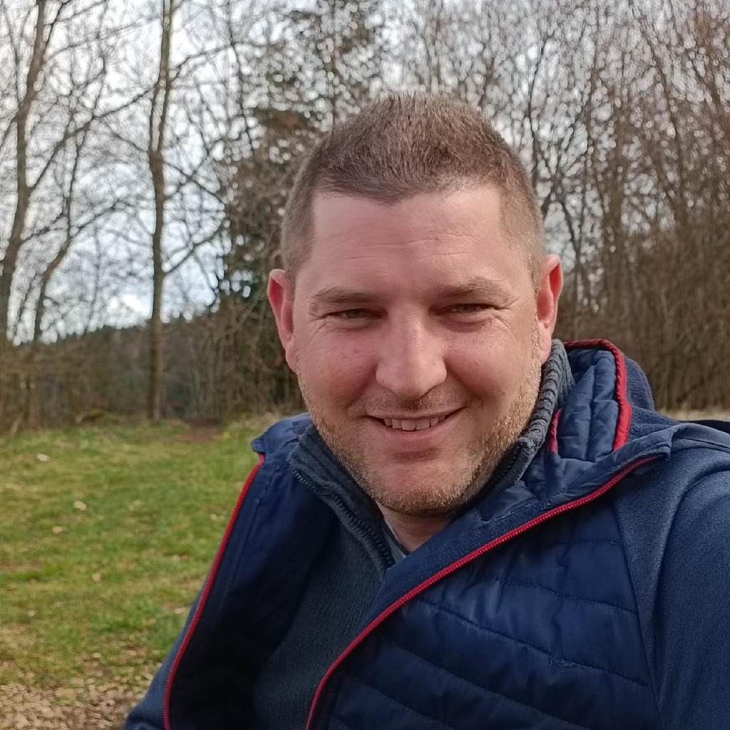 Benjamin Strang - Vorarbeiter - Dethleffs GmbH & Co. KG | XING