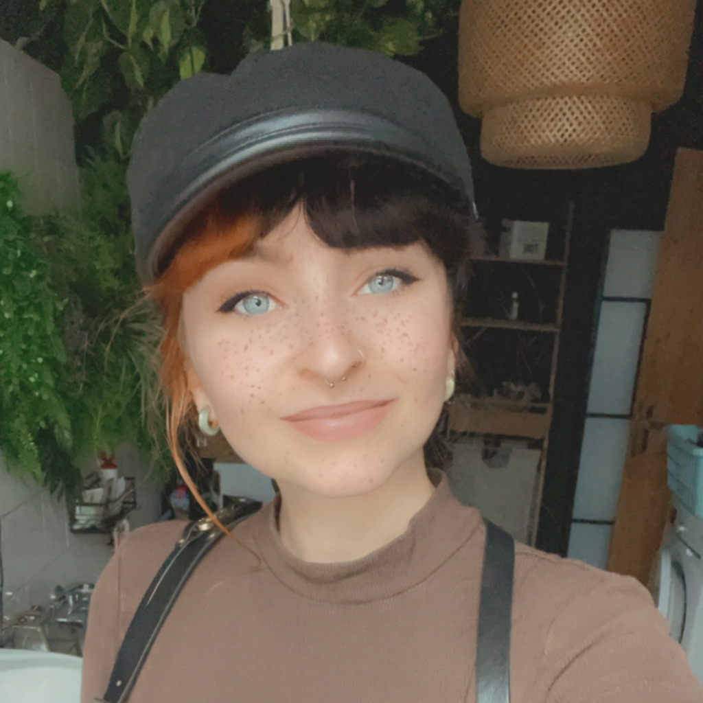 Rebecca Wolf's Instagram, Twitter & Facebook on IDCrawl