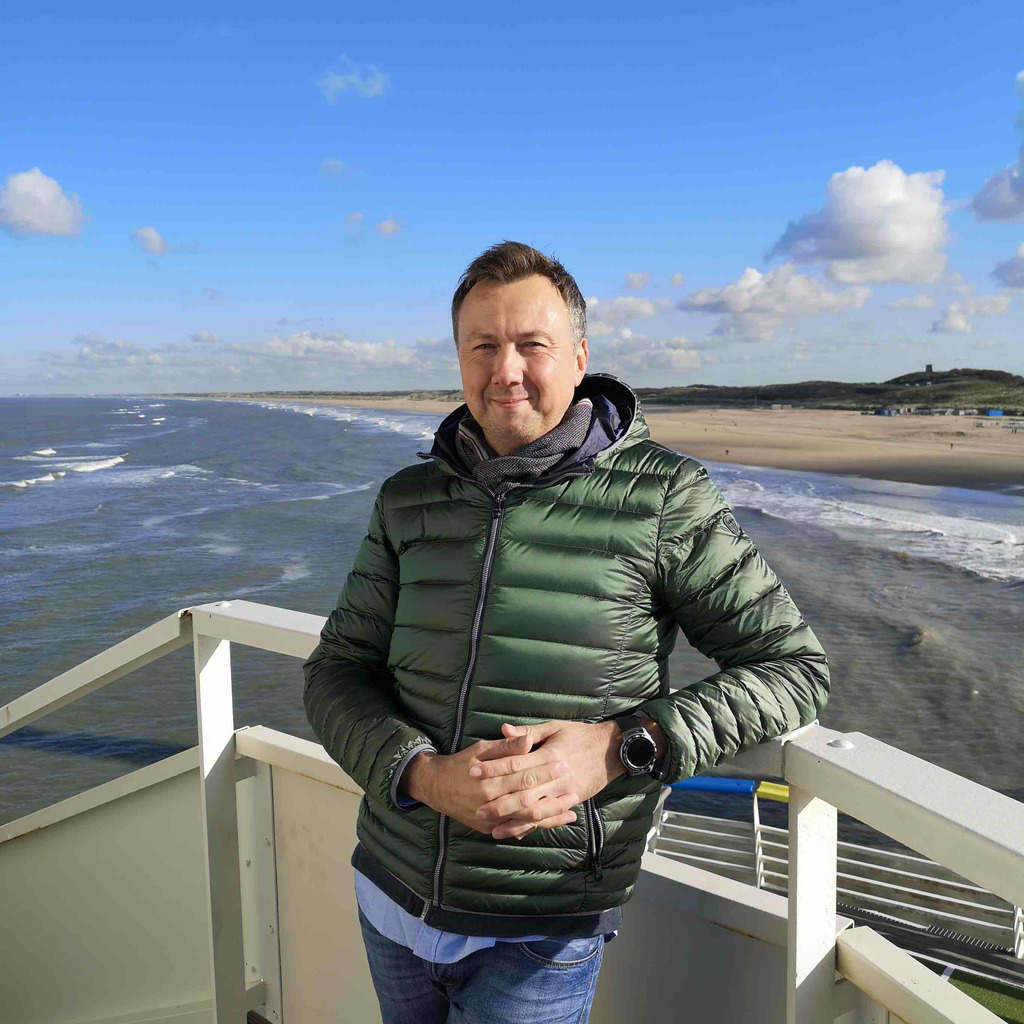 Frank Neuhaus - Digital Marketing Manager - Waters | Wyatt Technology ...