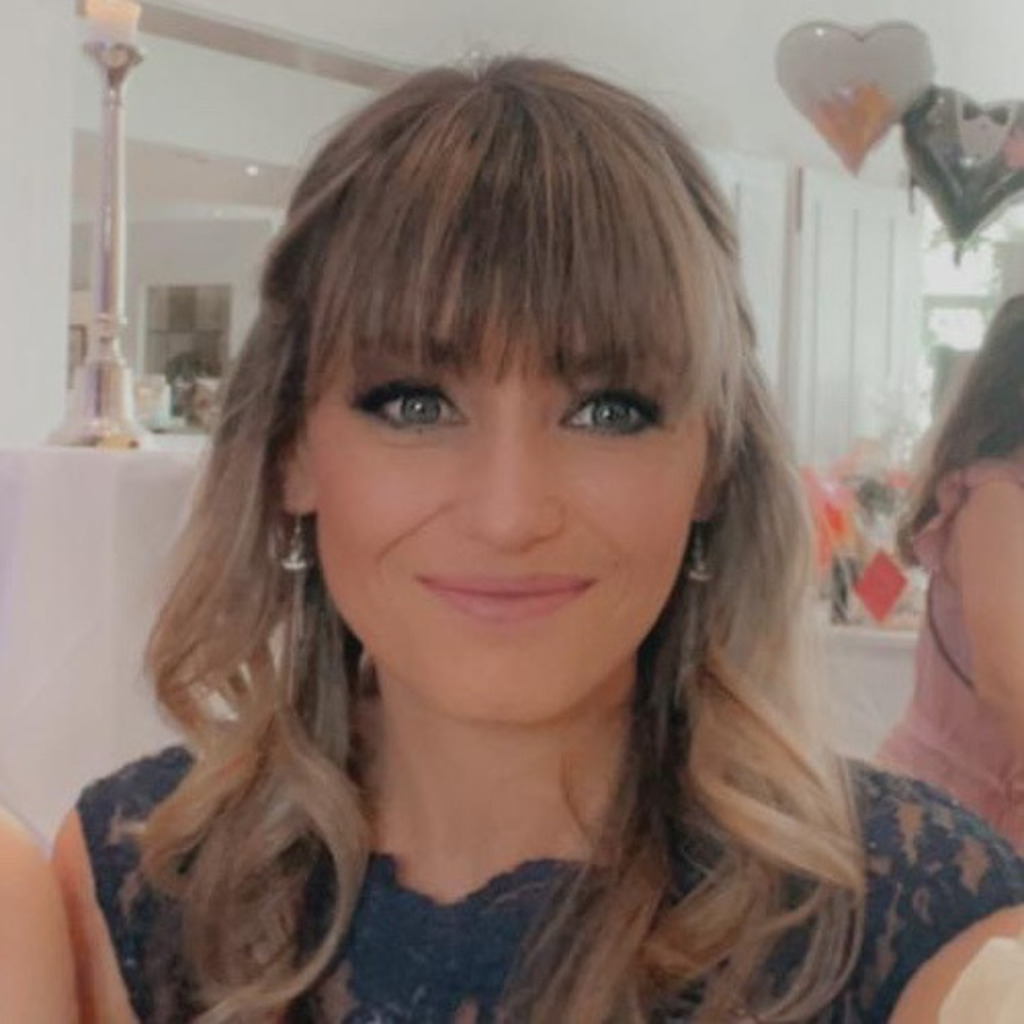 Janine Alexander - Versicherungsfachwirt - Sparkasse Schwelm ...