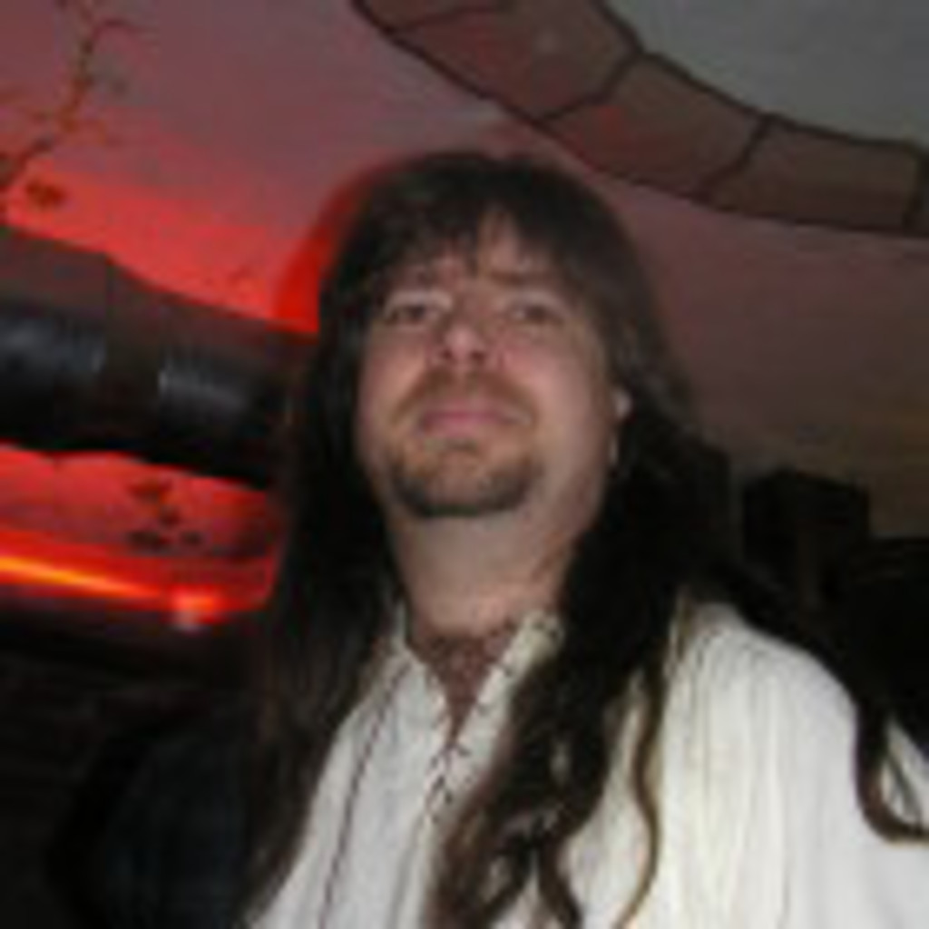 Thomas Pfeffer - Inhaber - P-Form Werkzeugbau und Spritzgußteile | XING