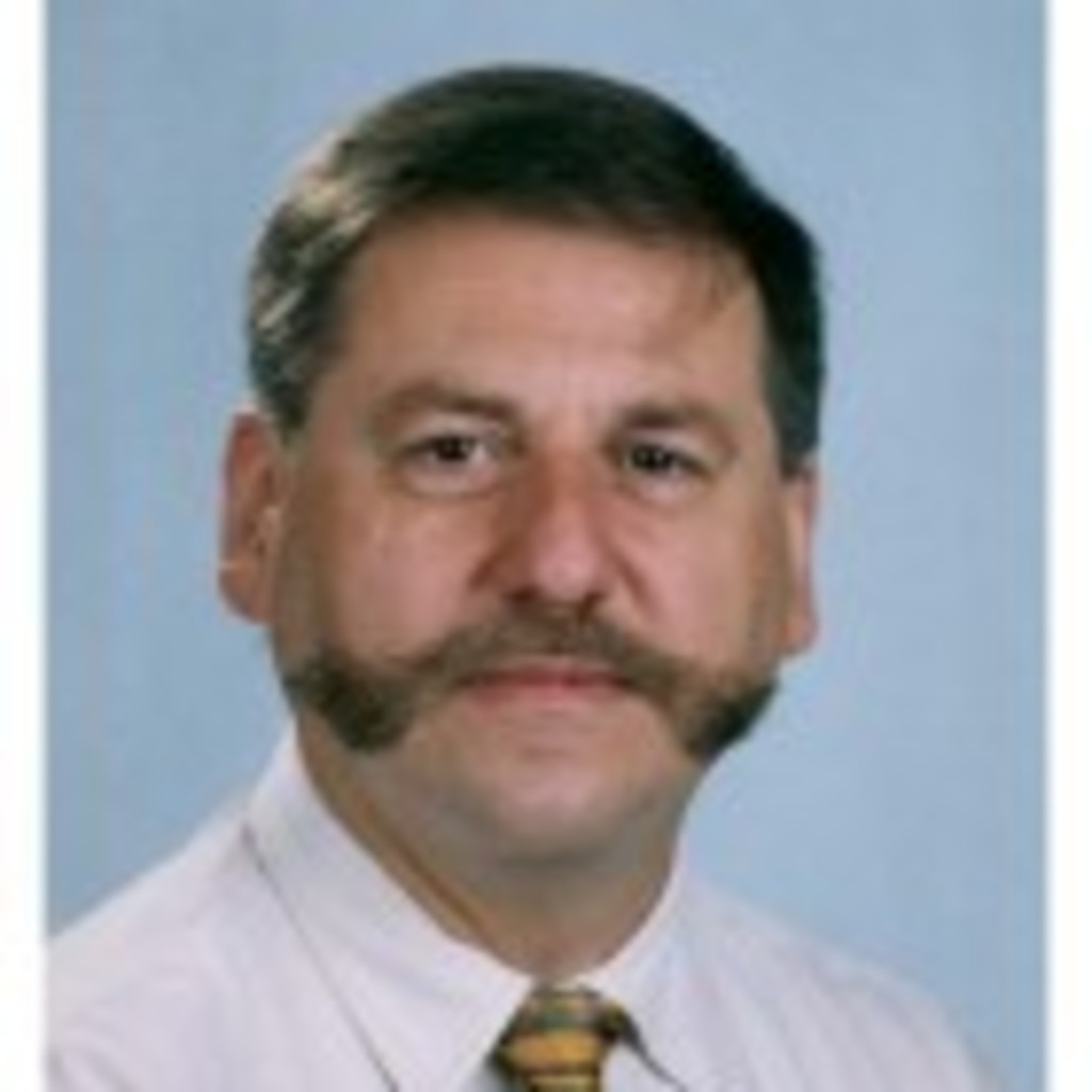 Josef Strohmayer - Geschäftsführer - Natura Holzprodukte Handels GmbH ...