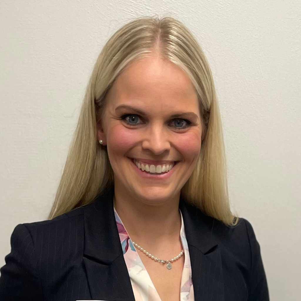 Laura-Sophie Lenk: Ausbildung und Berufserfahrung | XING