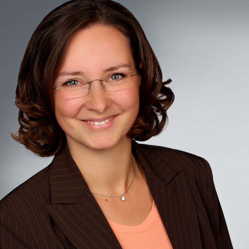 Stephanie Schuster - Leitung Rechnungswesen - Herrmannsdorfer ...