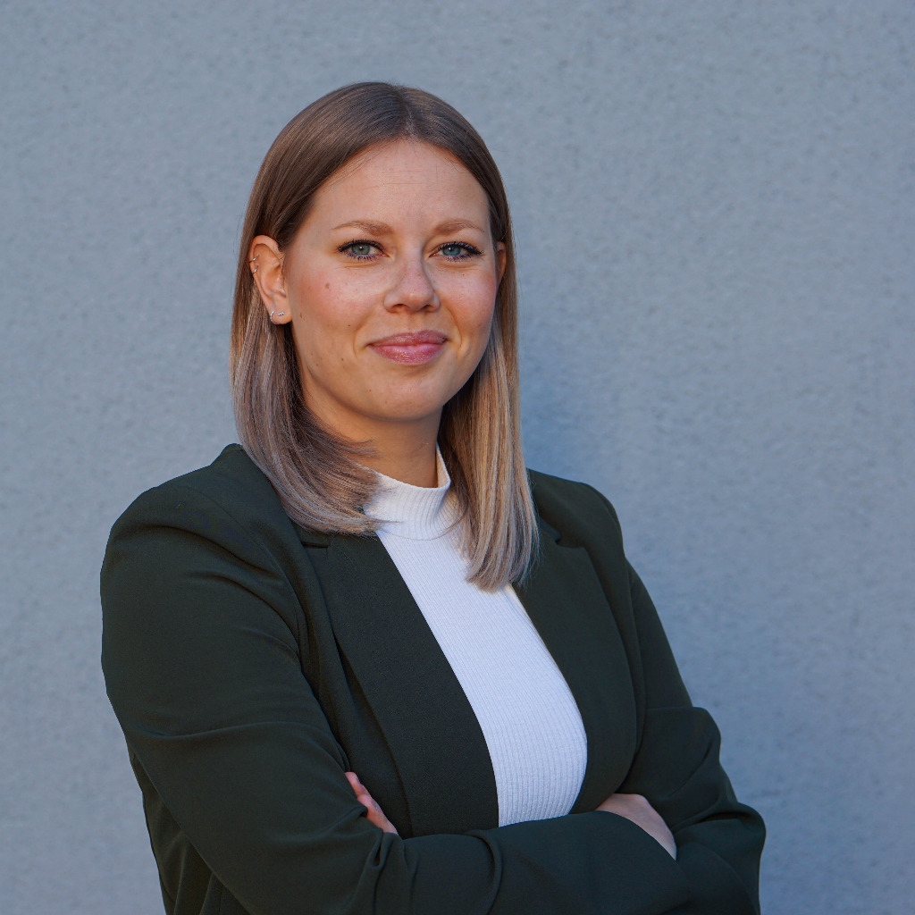 Lisa Maria Riedl - Senior Account Managerin - Huth + Wenzel ...