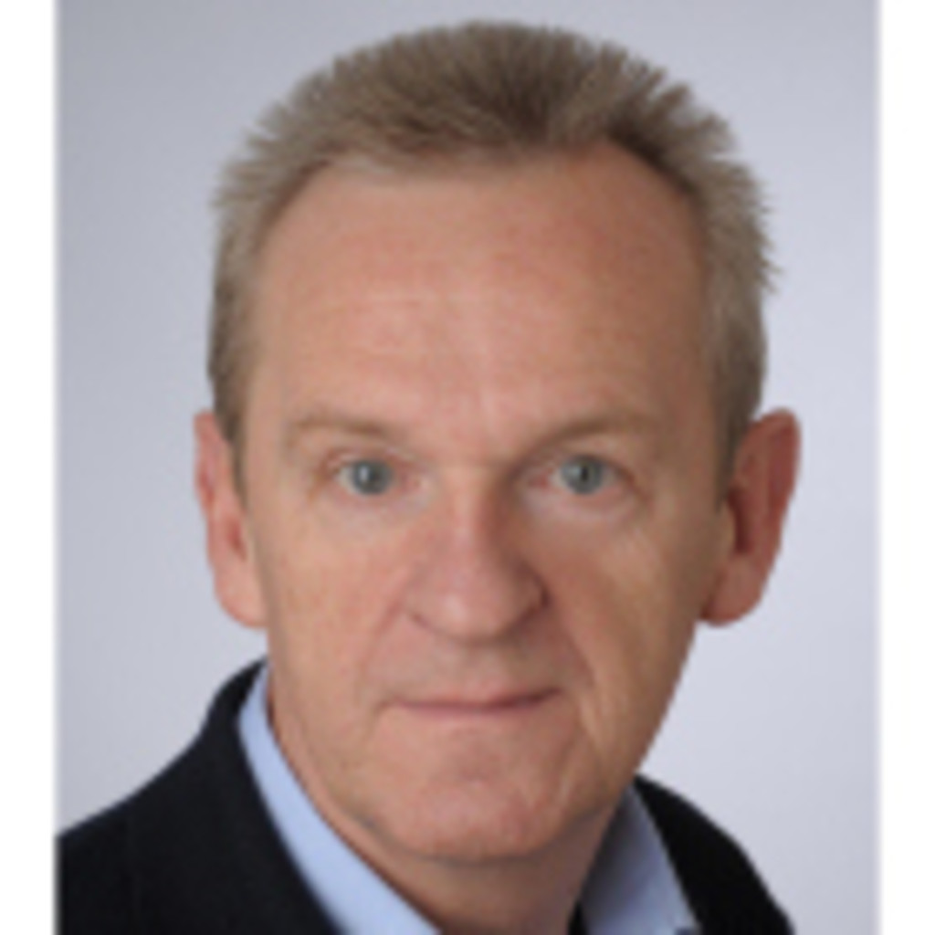 Albert Rupp's Instagram, Twitter & Facebook on IDCrawl