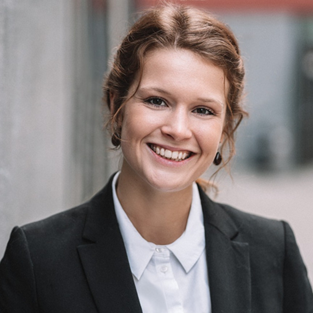 Laura Baum's Instagram, Twitter & Facebook on IDCrawl