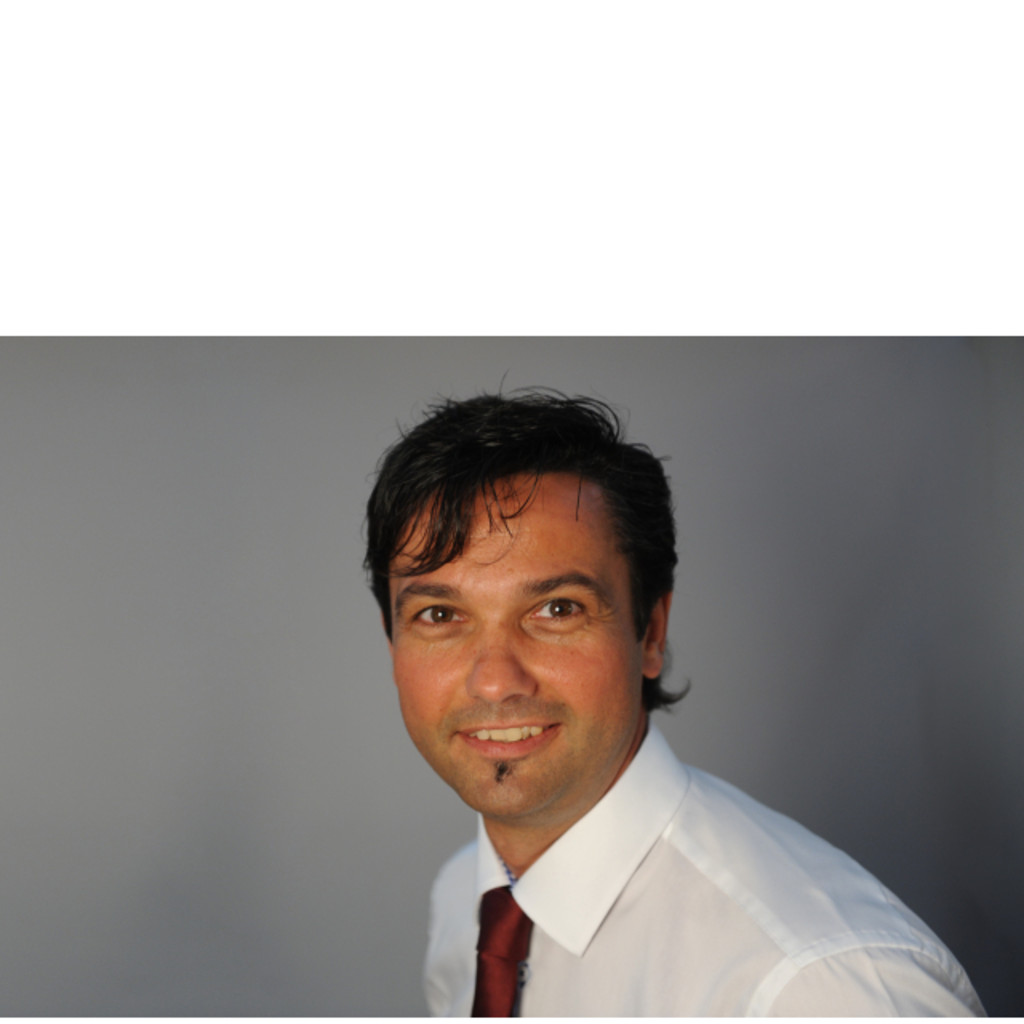 Daniel Naepflin - HQ IS Operations and Customer Care Specialist - ONiKO ...