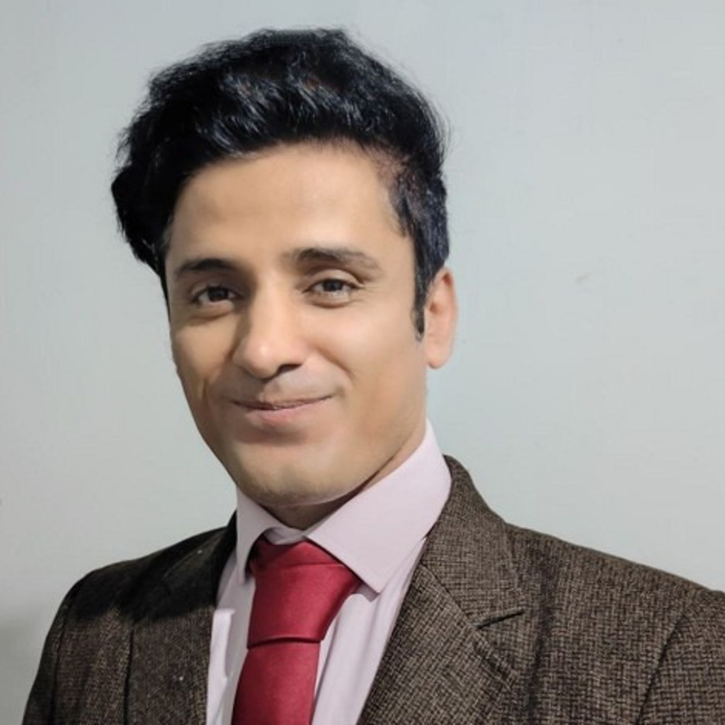 Mohsen Bayat - CEO , Programmer - None | XING