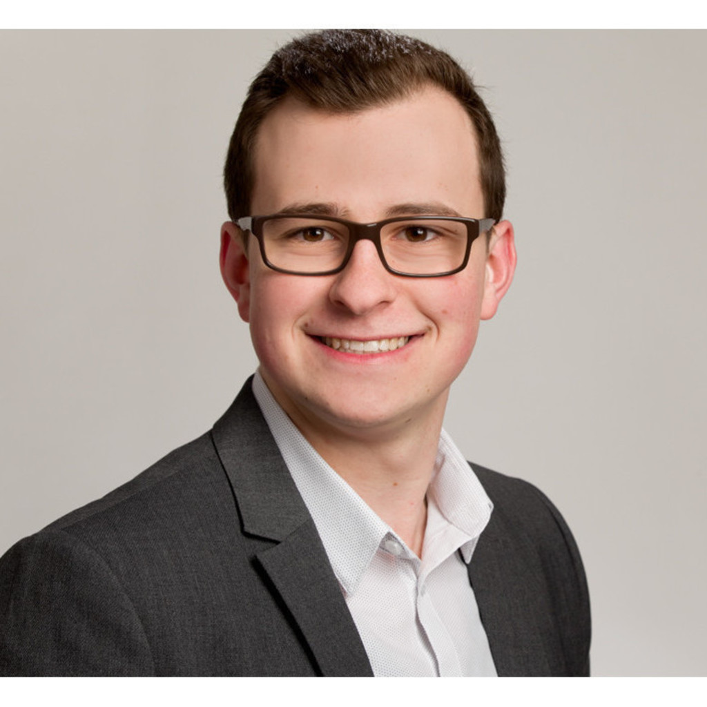 Tim Michalak - Vertriebsmitarbeiter im Außendienst - UniRay Medical ...