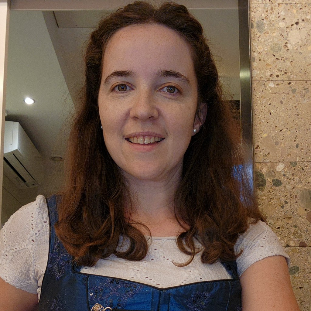 Roxana Moldovan - Rezeptionistin - Wellness Hotel Helvetia | XING