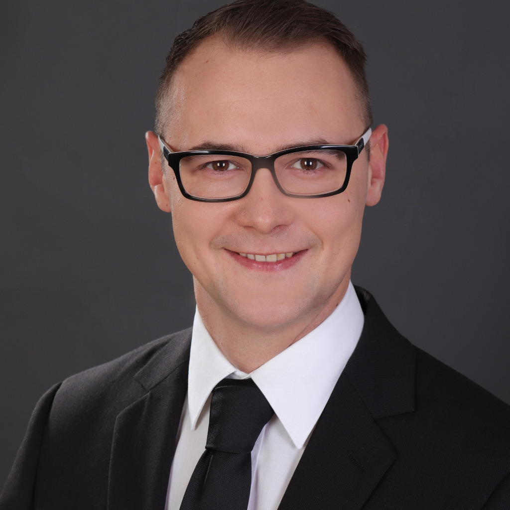 Brian Dünow - Elektroniker für Energie und Gebäudetechnik - Robert ...