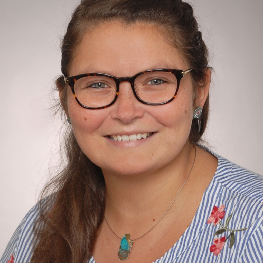 Marina Puster - Mitarbeiterin Produktionsplanung &-Steuerung - ASYS ...