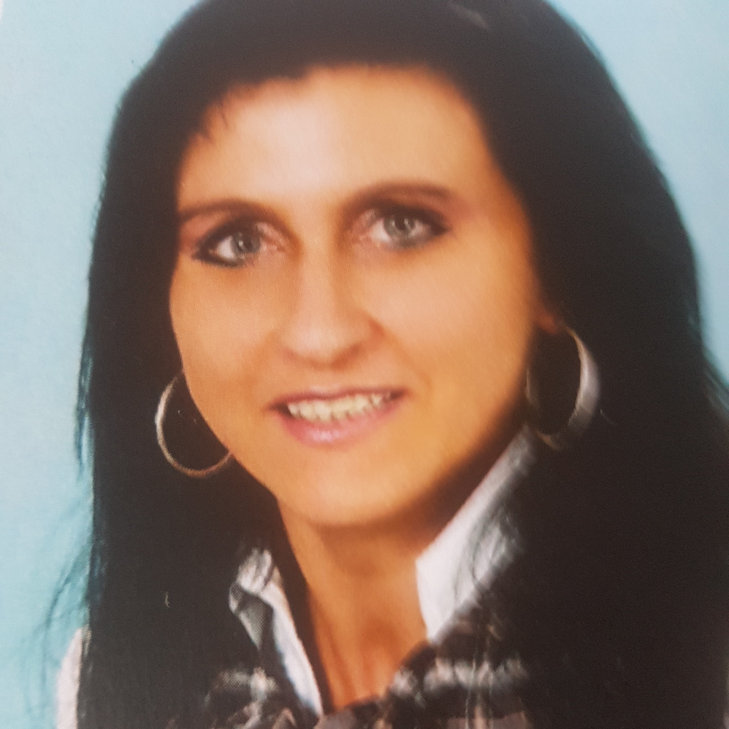 Alexandra Walker - Call Center Agent - AMEVIDA SE | XING