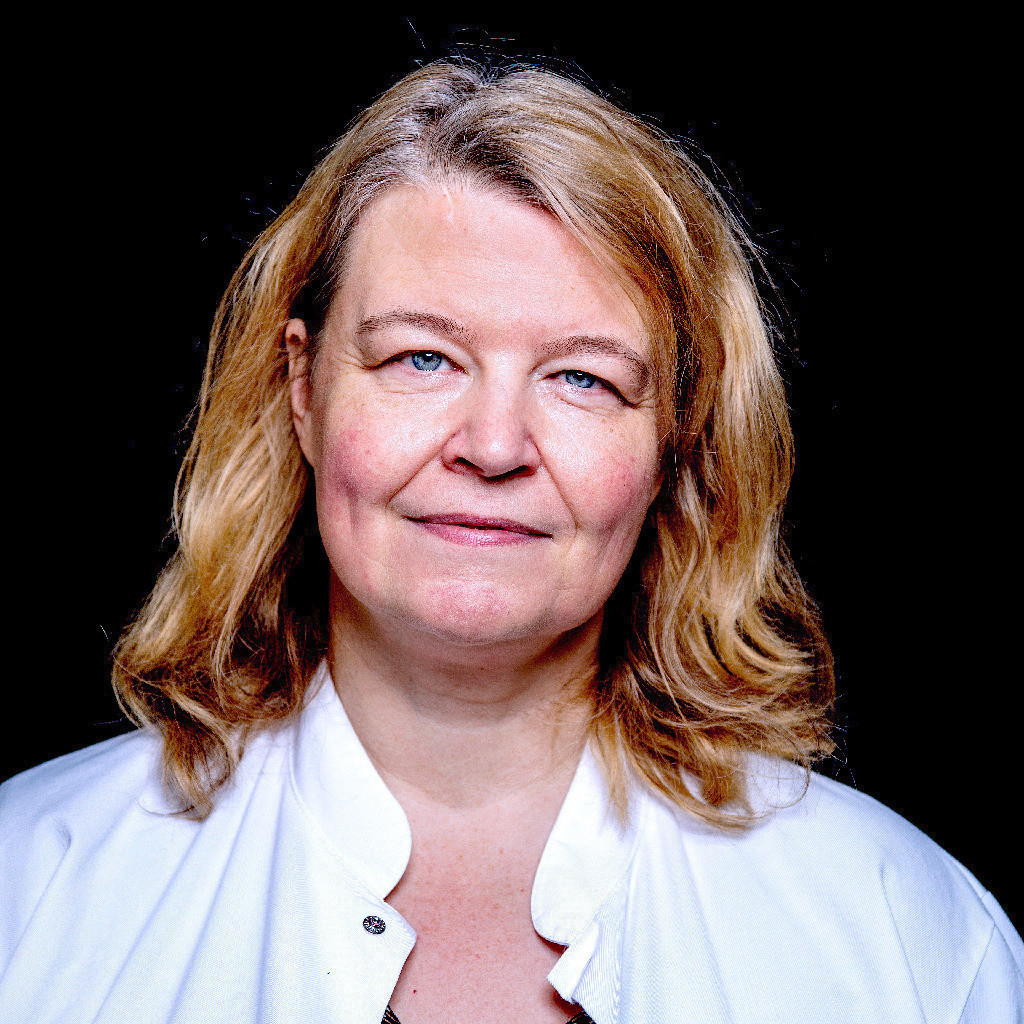 Sandra Wilson's Instagram, Twitter & Facebook on IDCrawl