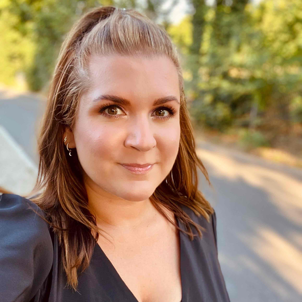 Anne Rosenberg - Senior Store Manager E-Commerce - Universal Music GmbH ...