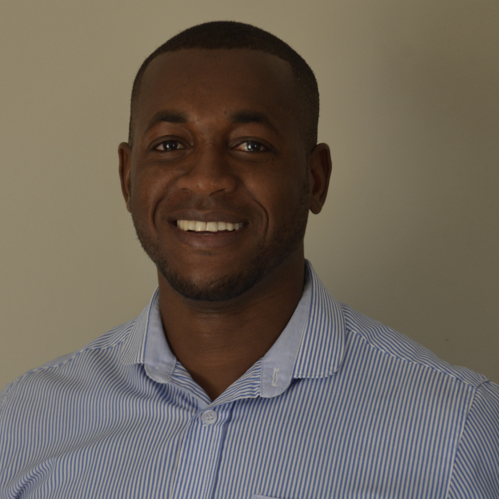 Simon Hamalwa - Founder and Managing Director - Jacana Safaris and ...