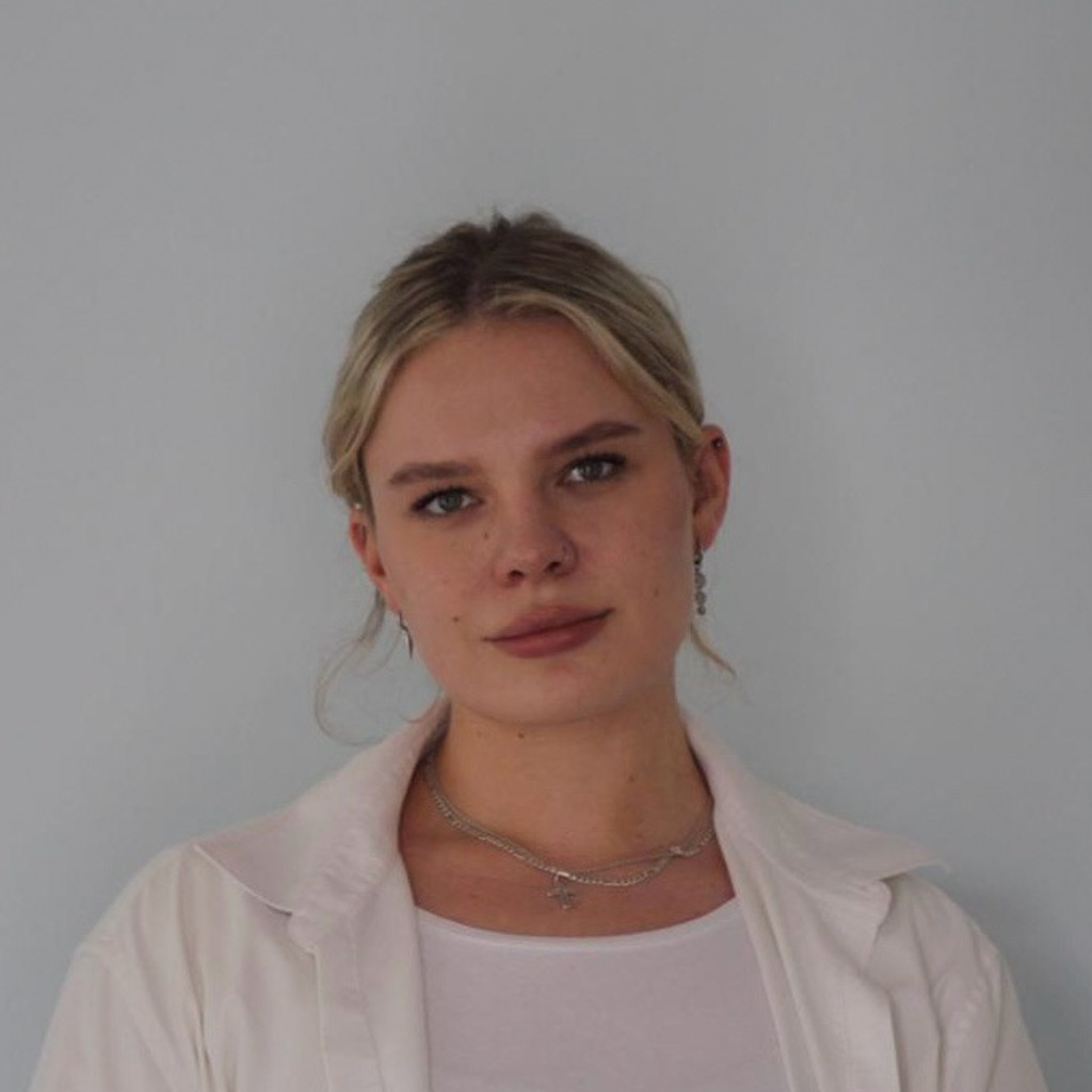 Alina Rößeler - Wirtschaftsrecht - FH Aachen | XING