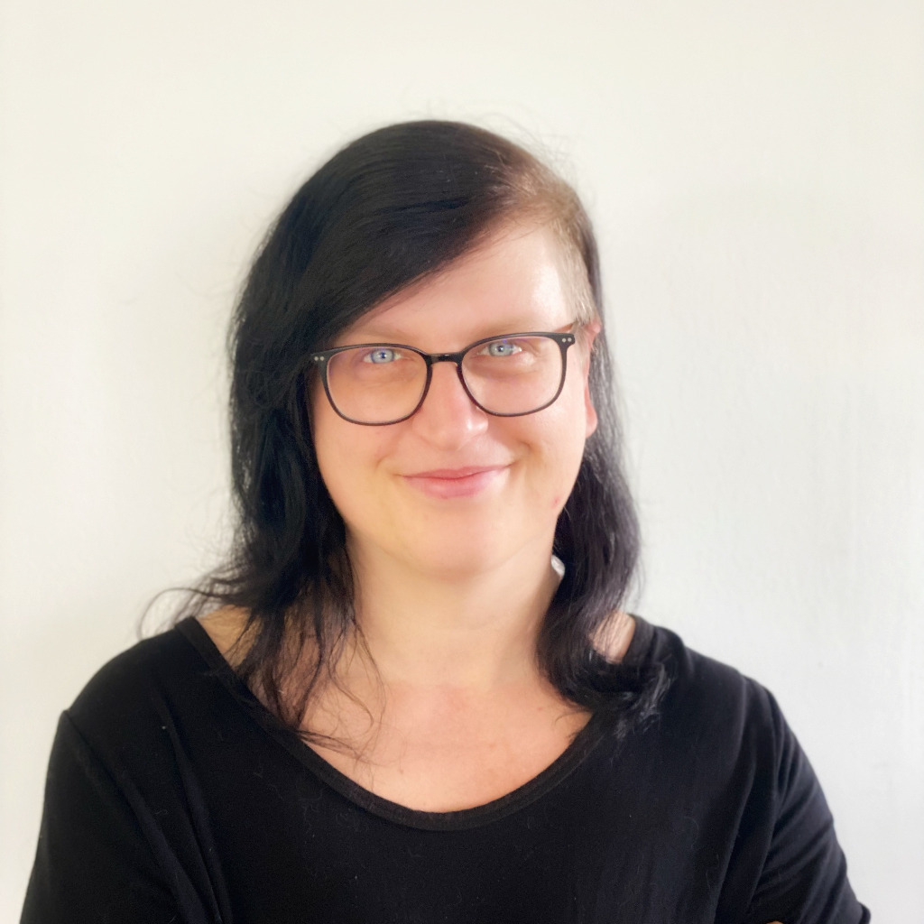 Katrin Scheibner - IT-Service Manager - Deutsche Hyperion GmbH | XING