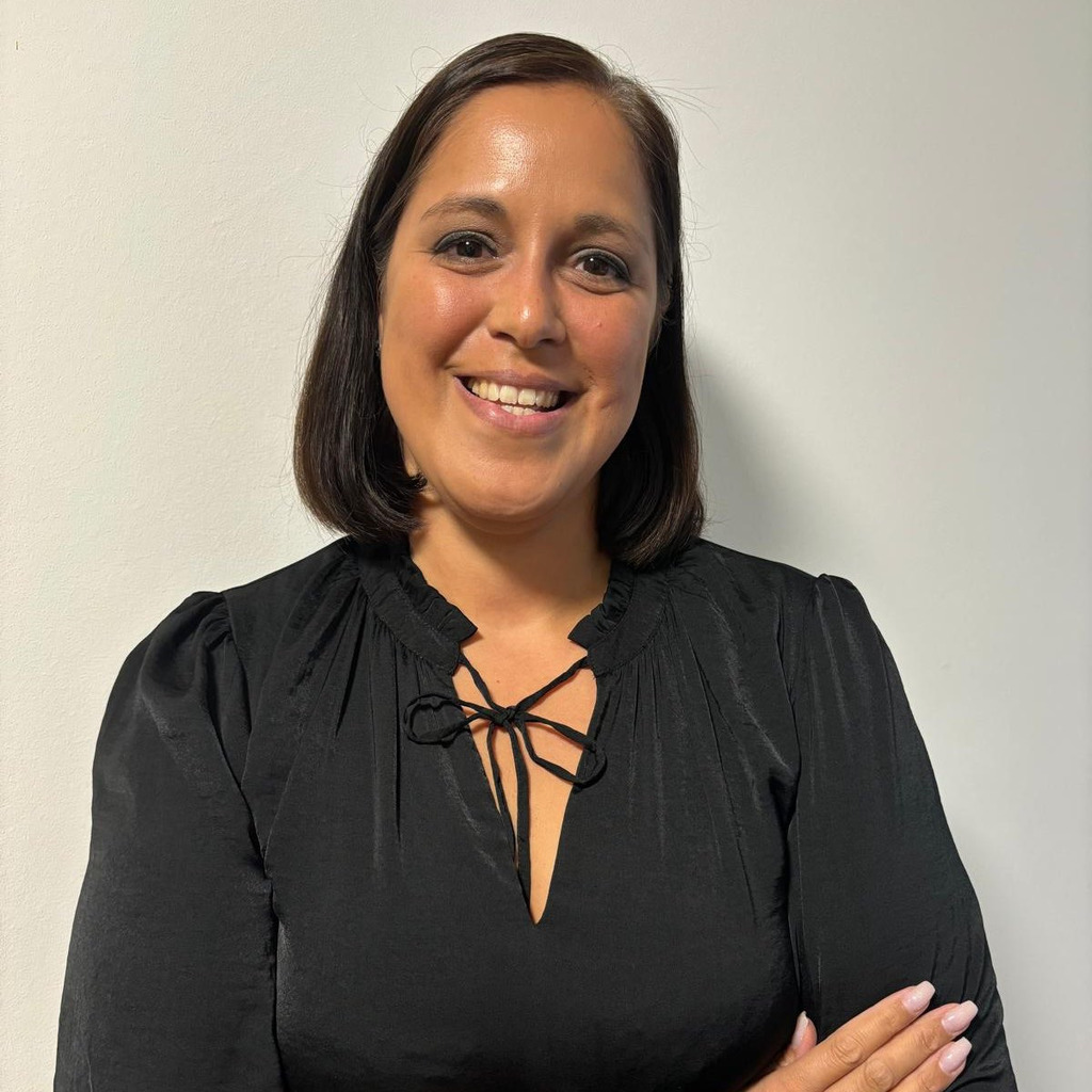 Vanessa Carrillo-Luft - Project Executive Governance & Controlling - Syntax Systems GmbH & Co ...