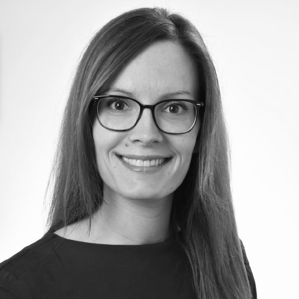 Lisa Weber - Fachwirt im Gesundheits- und Sozialwesen - IHK Akademie ...