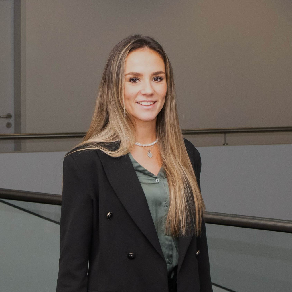 Emma Blonsky - Werkstudentin - Frittenwerk | XING