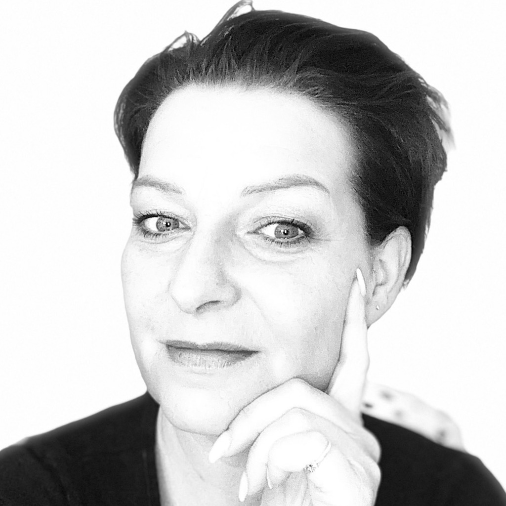 Manon Ruth - Manager HR & Office - IVC Independent Valuation ...