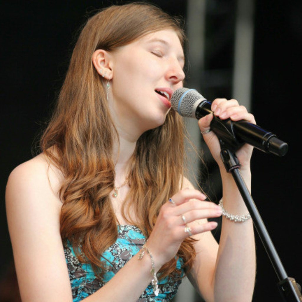 Selly_Selina Dugulin - Sängerin - Selly-sings | XING