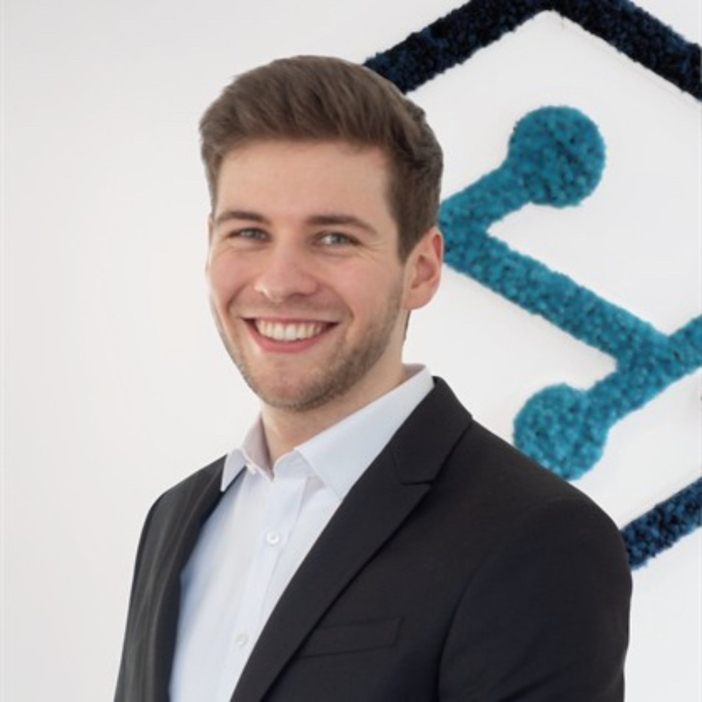 Christian Schneider - Senior Solution Consultant - cbs Corporate ...