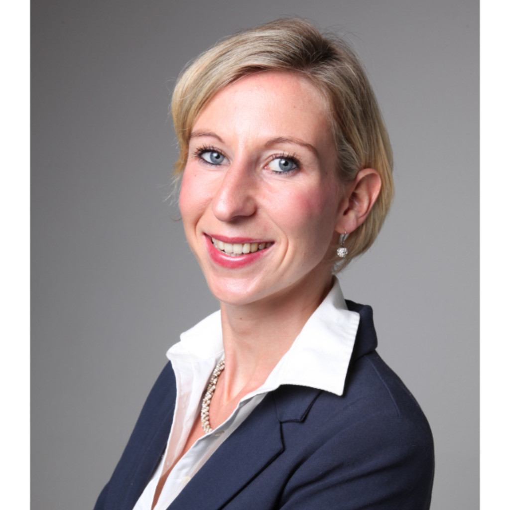 Anne Hartmann - Mitarbeiter Empfang & Hospitality PwC Zürich - ISS ...
