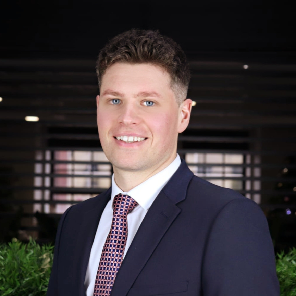 Robert Thayne - Regional Recruitment Specialist - Optical Express AG | XING