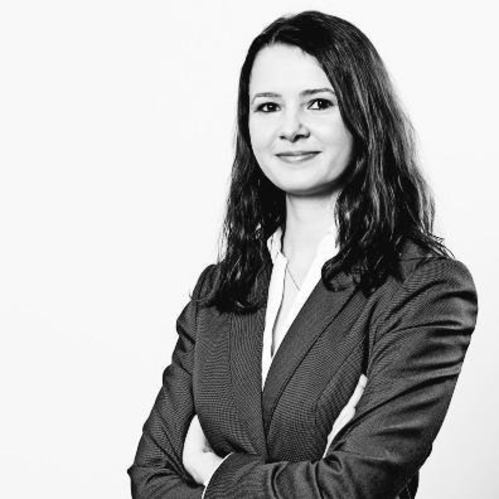 Anja Fiebach - Mitarbeiterin Finanzen/Controlling - bm-t ...