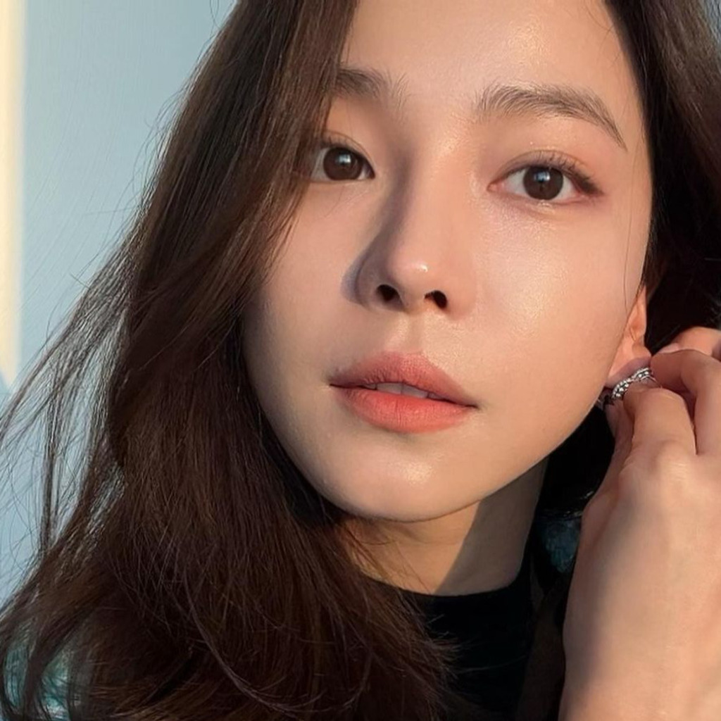 Kim Minyoung - CEO - http://www.ai-beauty.co.uk | XING