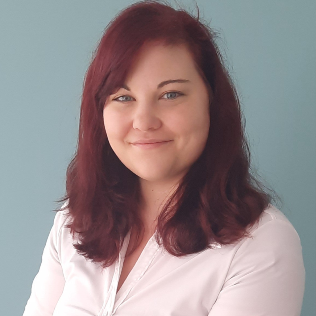 Iris Lopez's Instagram, Twitter & Facebook on IDCrawl