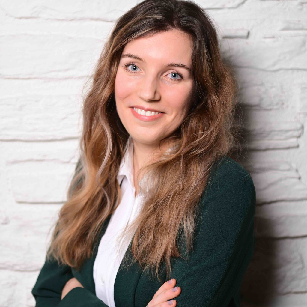 Melanie Pecher - Immobiliengutachterin - Value AG the valuation group ...