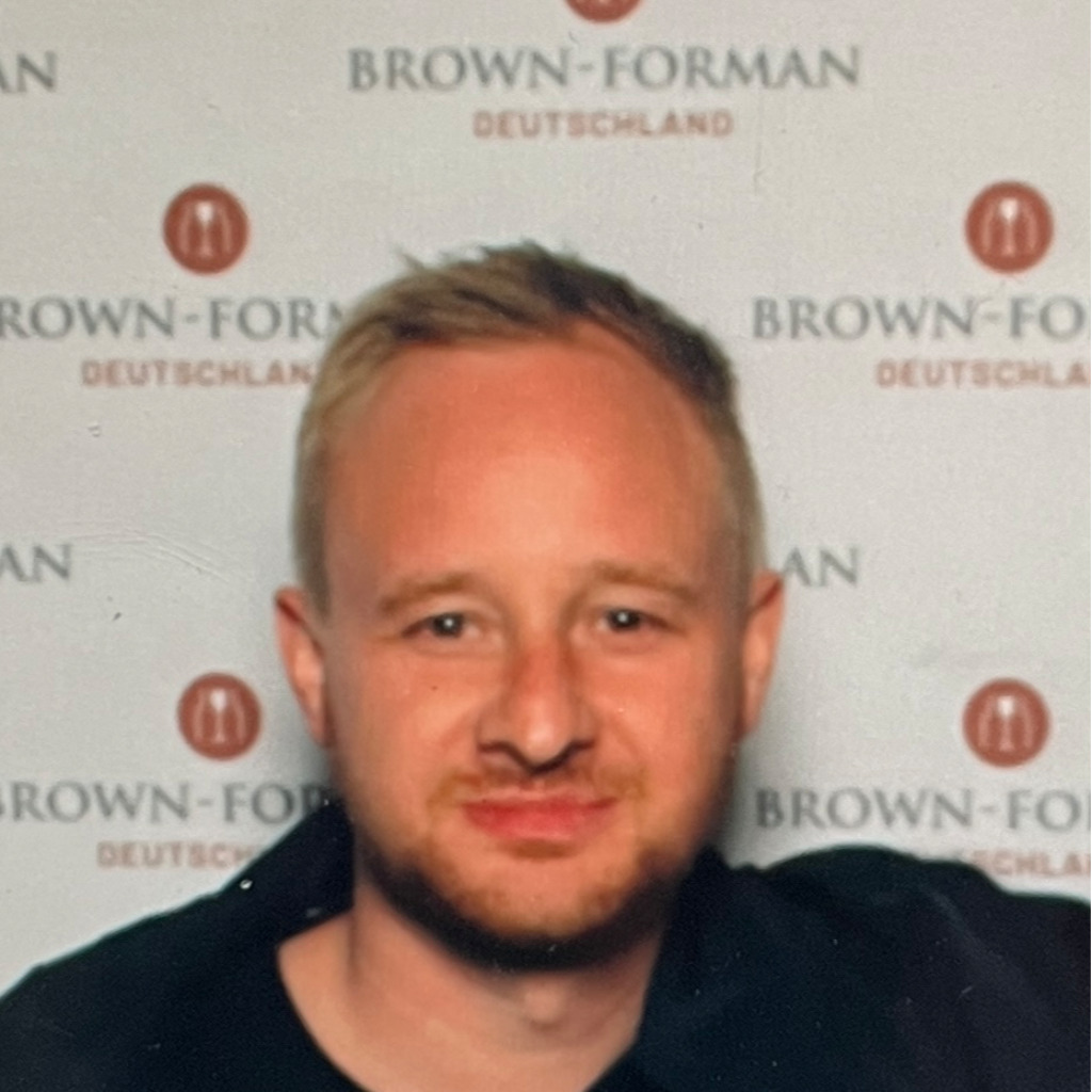 Thomas Schumann's Instagram, Twitter & Facebook on IDCrawl