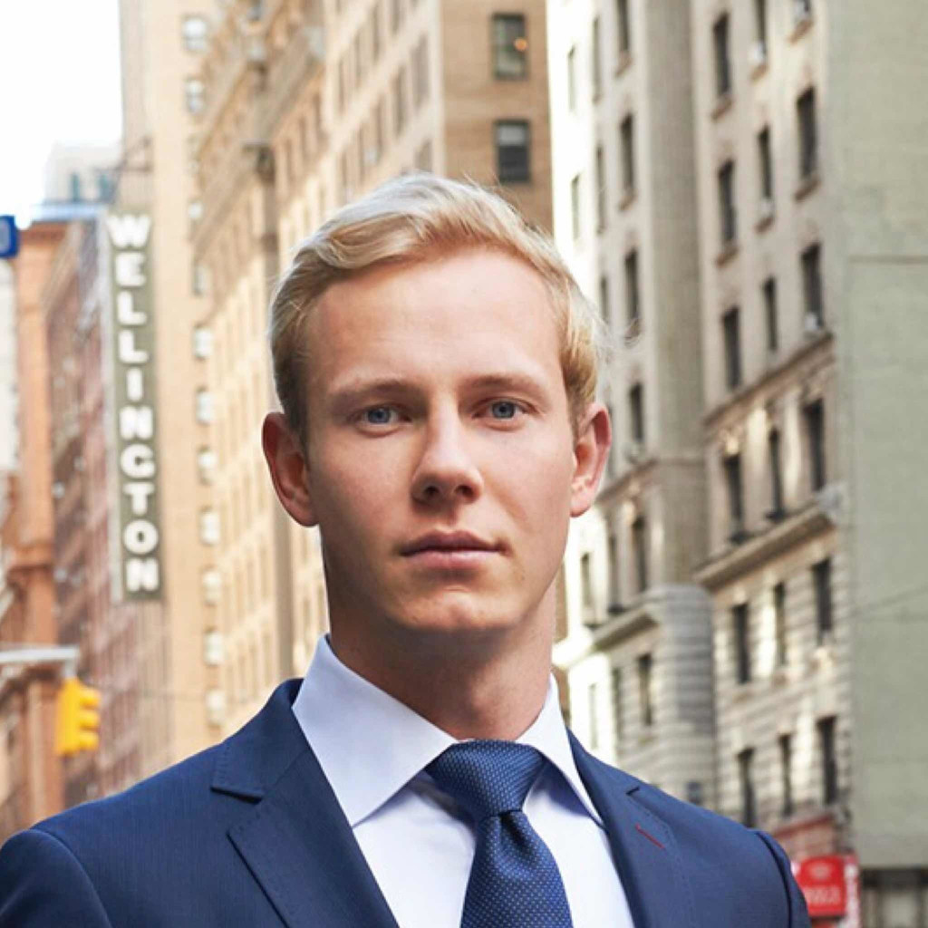 Marian Christian Mueller-Wolf - Associate - Oaktree Capital Management ...