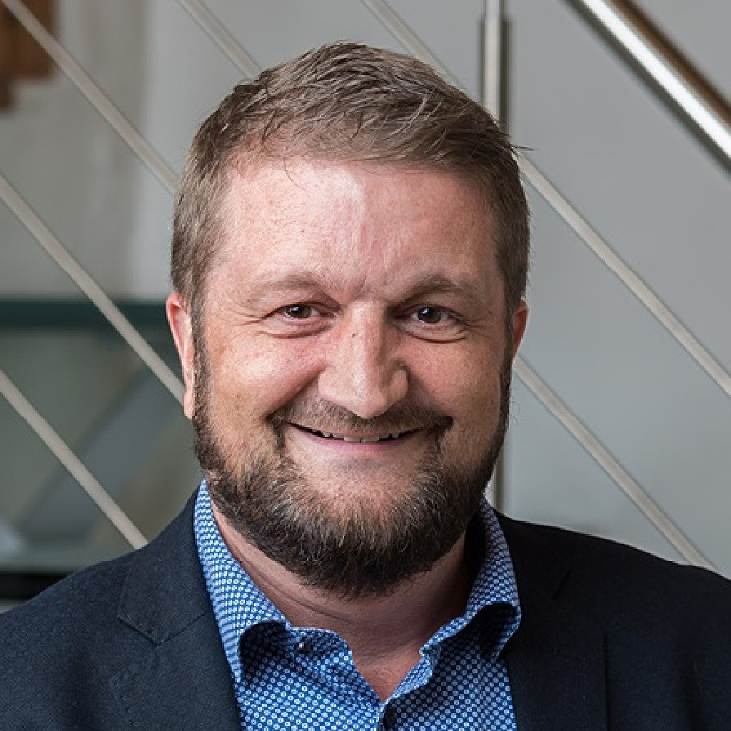 Daniel Scotton - Leiter 3R-Geschäfte Bahnproduktion - BLS AG | XING