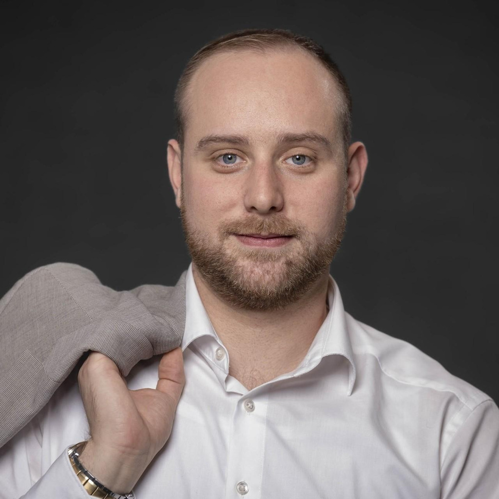 Christian Knapp - Manager Business Development - comepack GmbH | XING