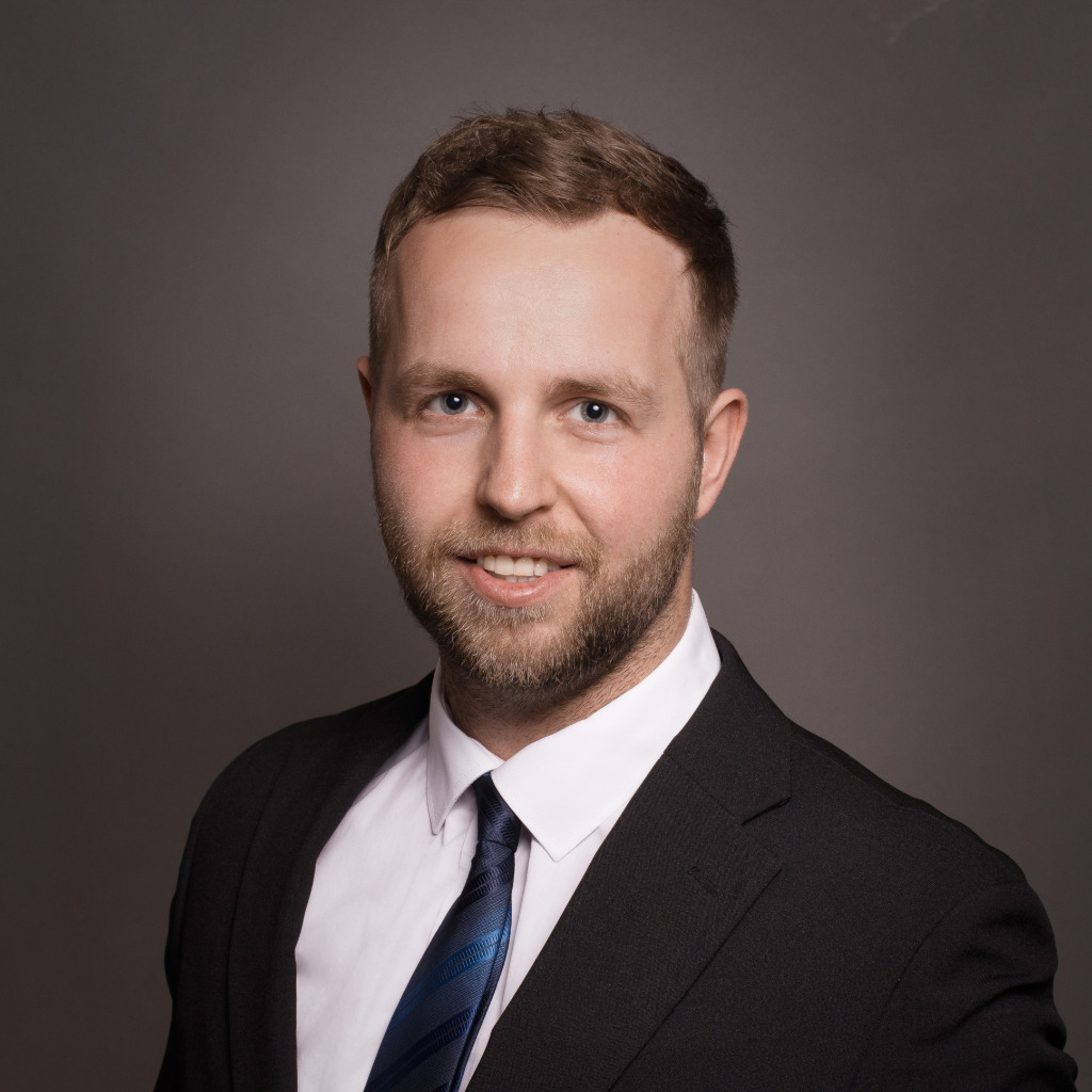 Dimitry Abb - (Projekt-) Leiter Kunststoffvorfertigung - Brose ...