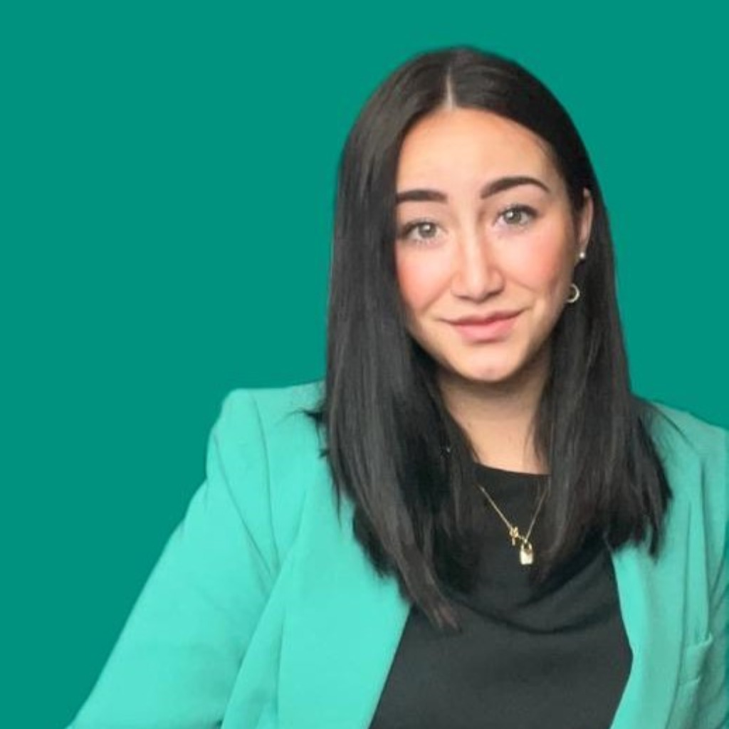 Sabrina Held - Versicherungsmaklerin - FlexFina GmbH | XING