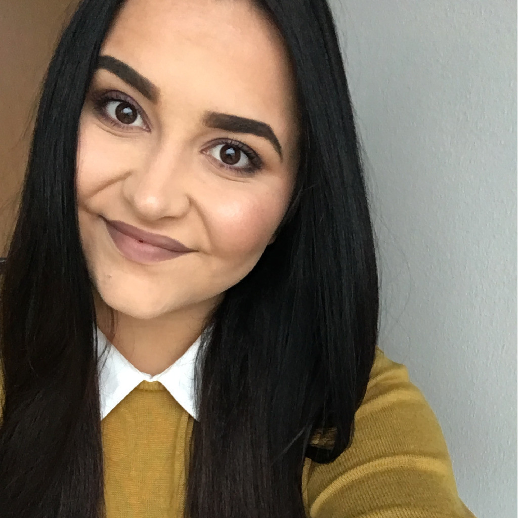 Bianca Novak's Instagram, Twitter & Facebook on IDCrawl