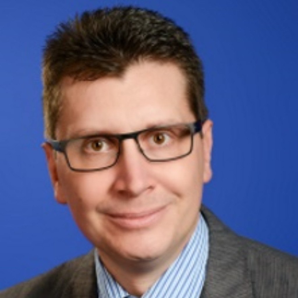 Markus Frank - Vice President Global IT - SNP Schneider-Neureither ...