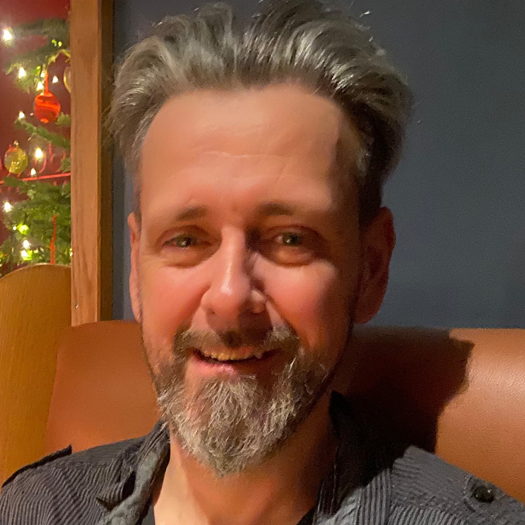 Dennis Eger - Vorarbeiter Schiffbau - Ferus Smit | XING