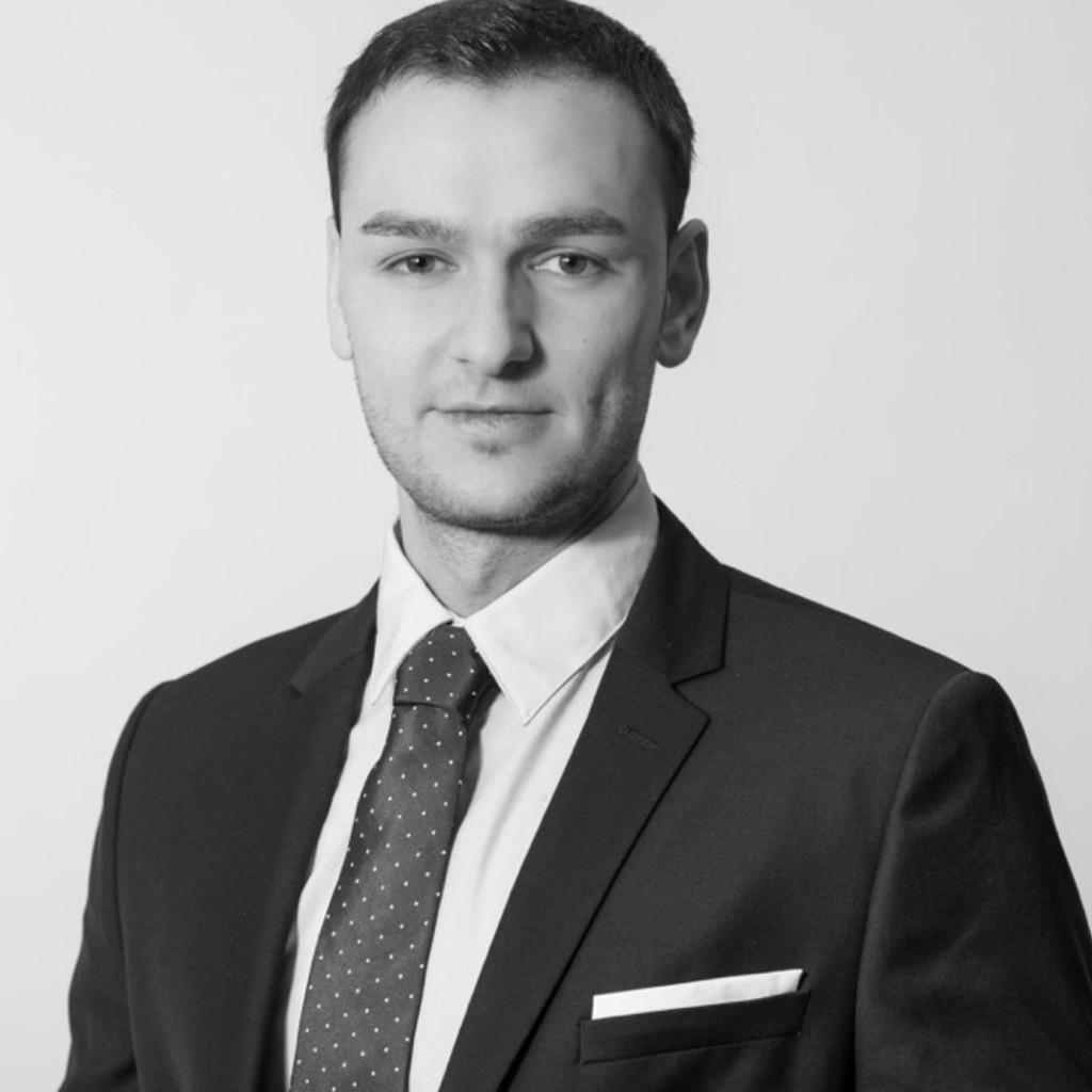 Arthur Mann - Customer Journey Analytics - FC Bayern München AG | XING