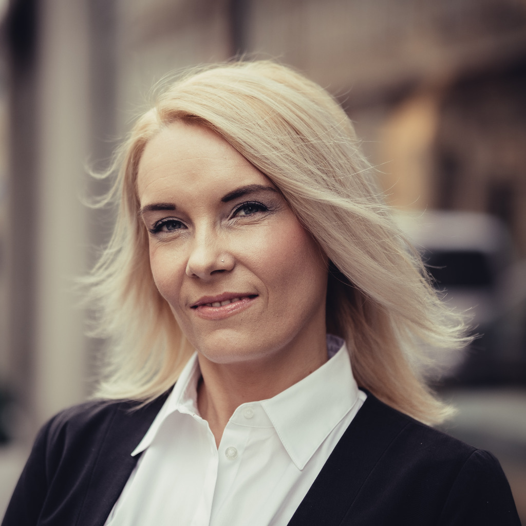 Anne Strauß - Personalberaterin - pluss Personalmanagement GmbH | XING