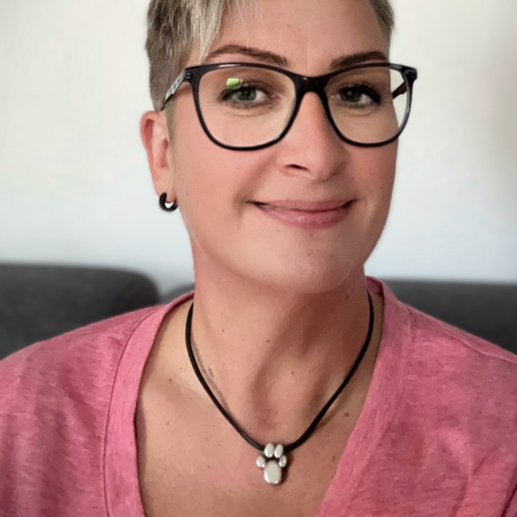 Michaela Poppenreiter - Vertiebsaussendienstmitarbeiterin - Fami ...