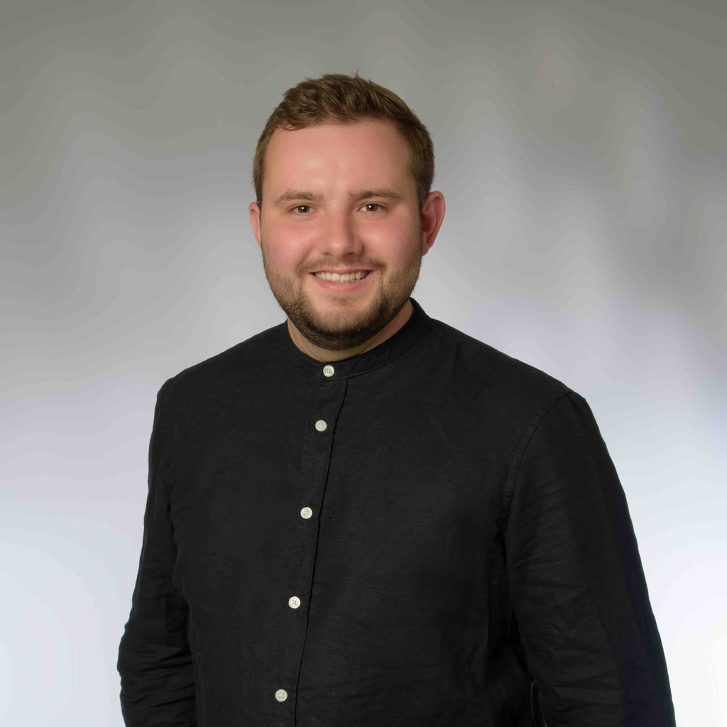 Roman Orlowski - Werkzeugmechaniker - Magna International | XING