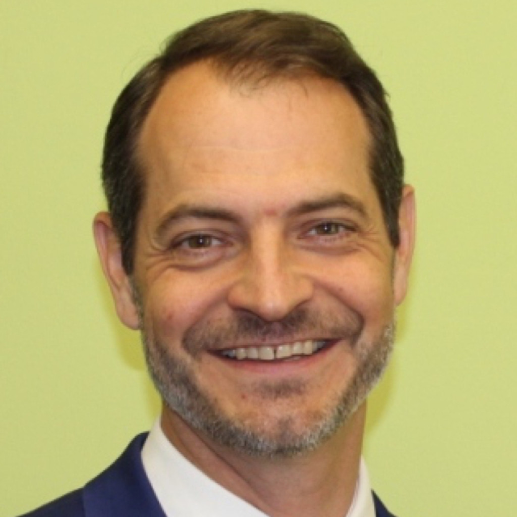 Nicolas Schwotzer - Chief Product Owner / Mitglied der Geschäftsleitung ...